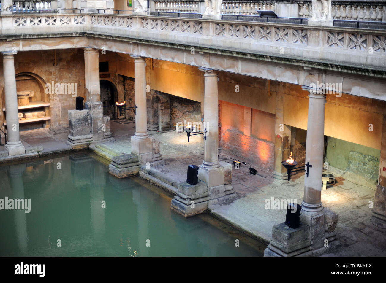 Roman baths hi-res stock photography and images - Alamy