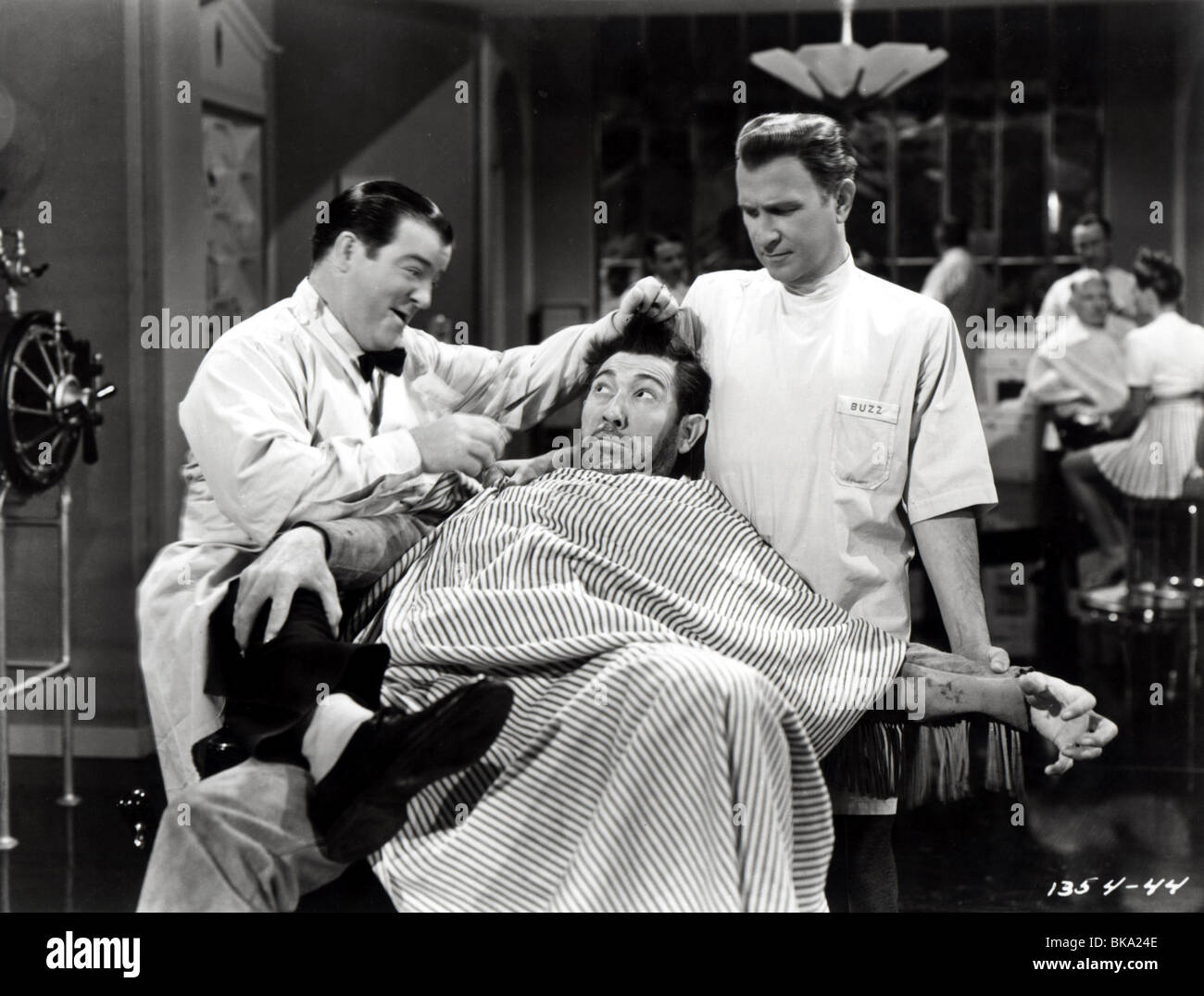 ABBOTT AND COSTELLO IN HOLLYWOOD (1945) LOU COSTELLO, BUD ABBOTT ...