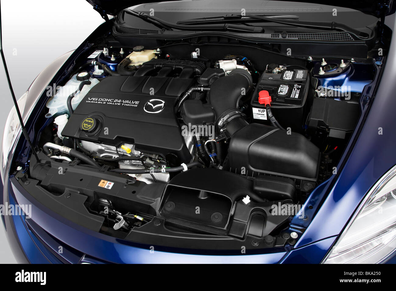 Mazda engine hi-res stock photography and images - Alamy