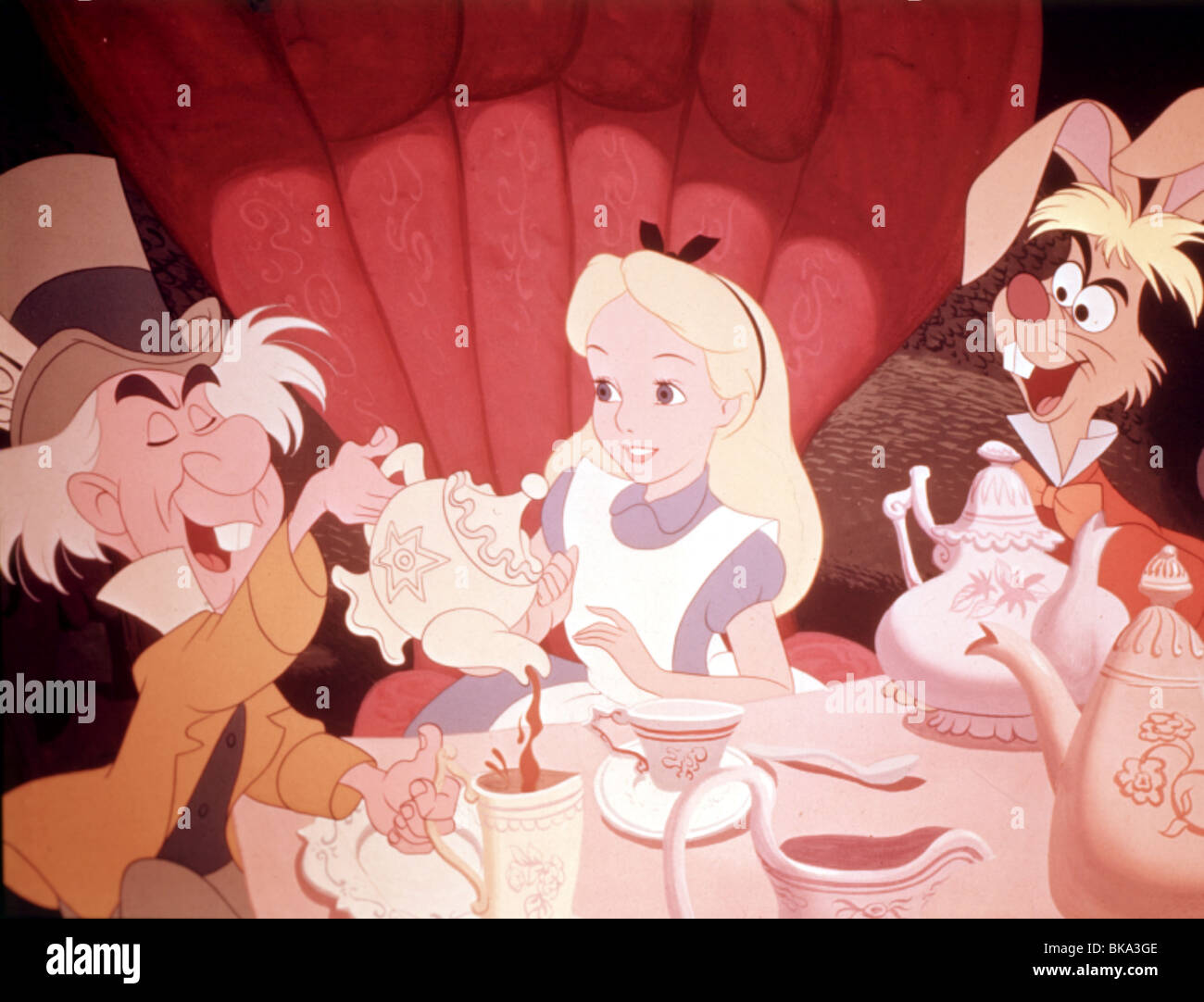 Alice in wonderland 1951 hi-res stock photography and images - Alamy