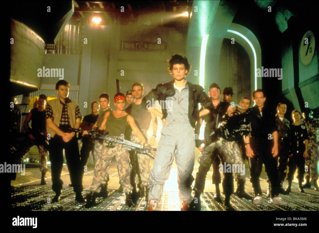 Paul reiser aliens hi-res stock photography and images - Alamy