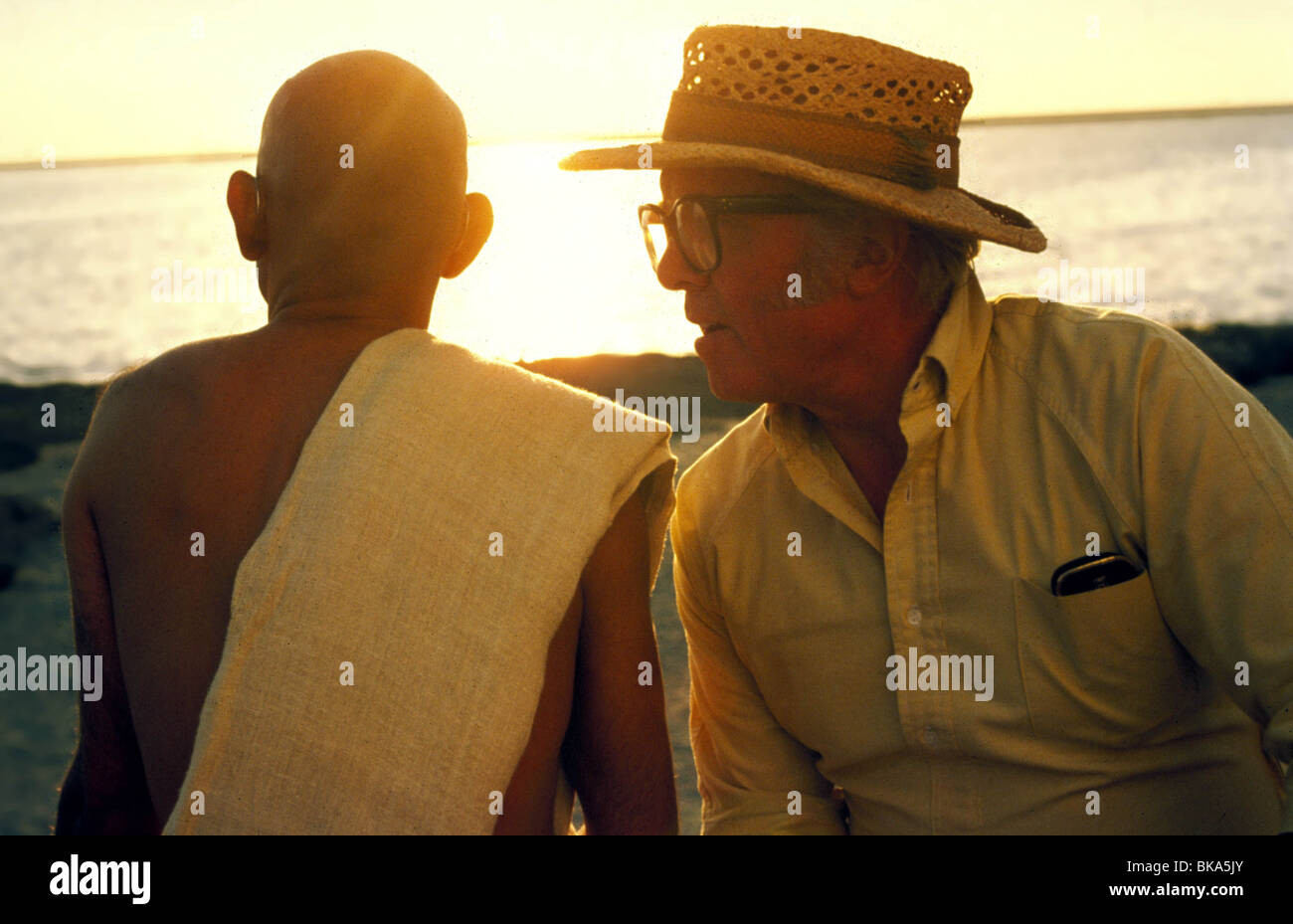 RICHARD ATTENBOROUGH (DIR) O/S "GANDHI" (1982) BEN KINGSLEY RATH 011 ...
