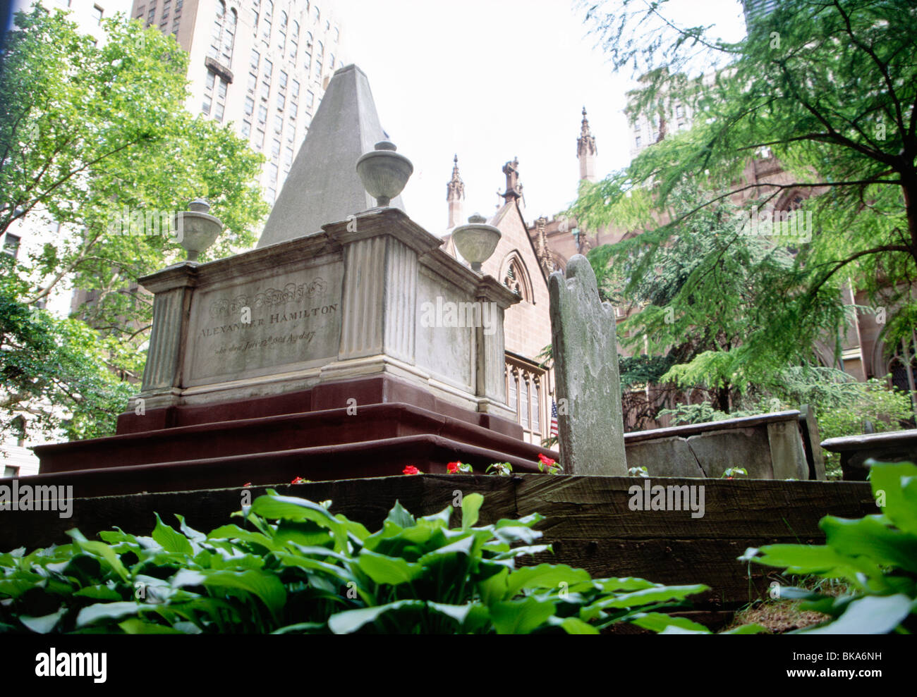 Alexander Hamilton's Tomb, Trinity church, NYC, USA Stock Photo - Alamy