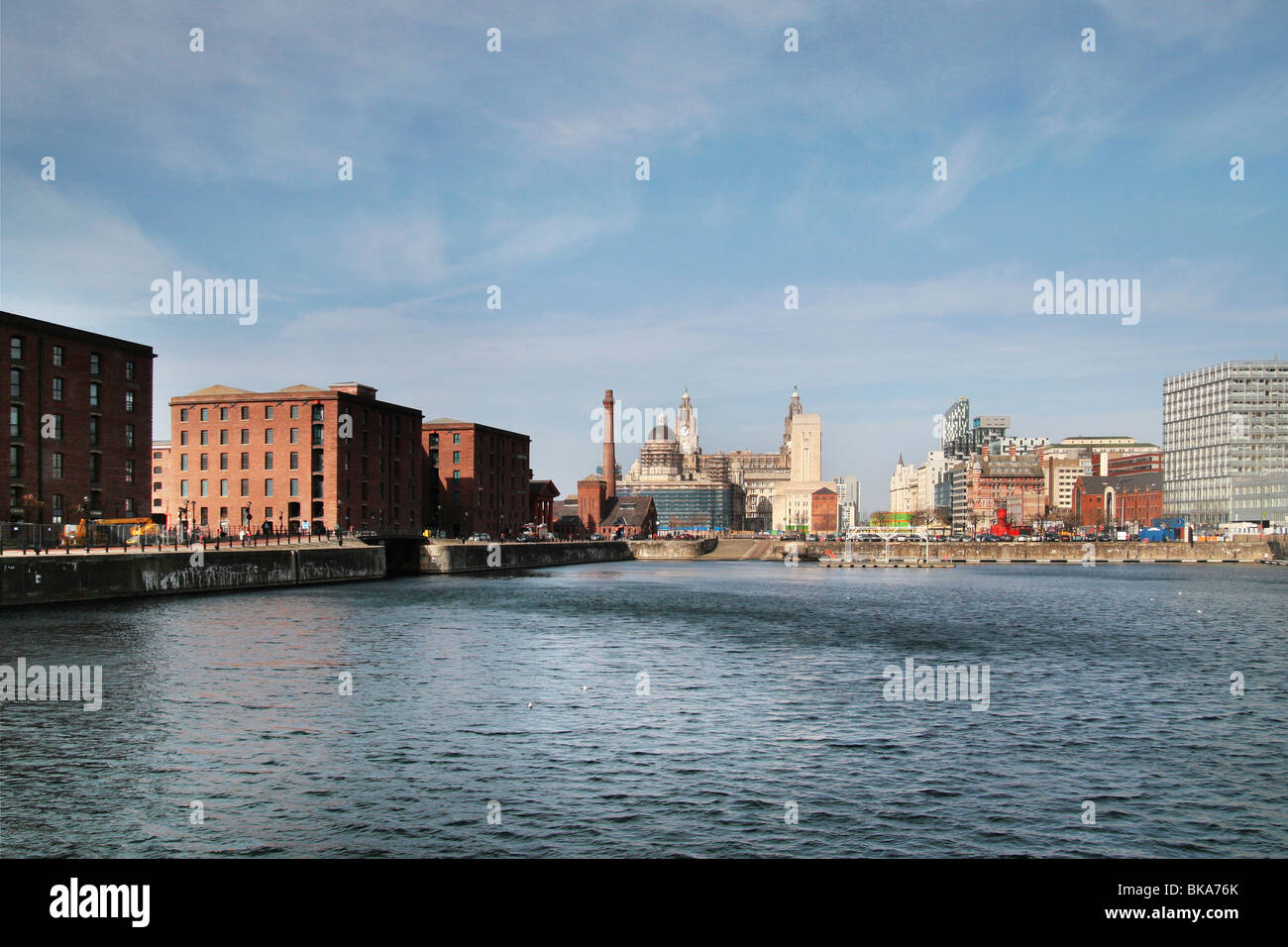 England docks hi-res stock photography and images - Alamy