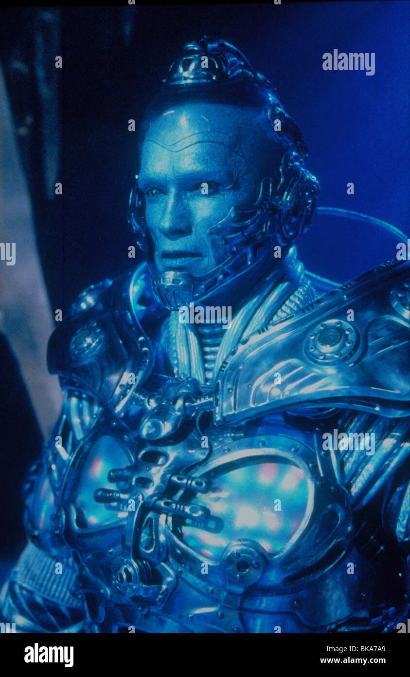 BATMAN & ROBIN (1997) BATMAN AND ROBIN (ALT) ARNOLD SCHWARZENEGGER BARO ...