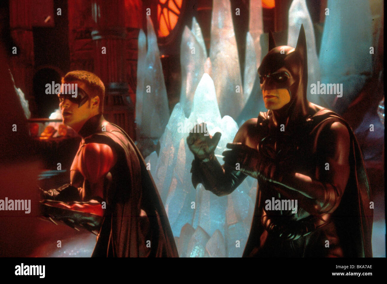 BATMAN & ROBIN (1997) BATMAN AND ROBIN (ALT) CHRIS O'DONNELL, GEORGE ...
