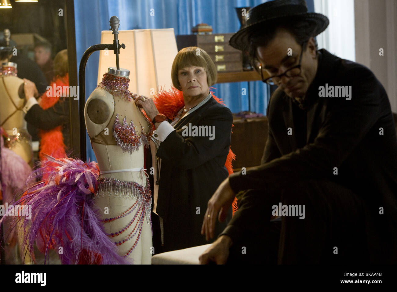 Nine Year : 2009 USA Director : Rob Marshall Daniel Day-Lewis, Judi ...