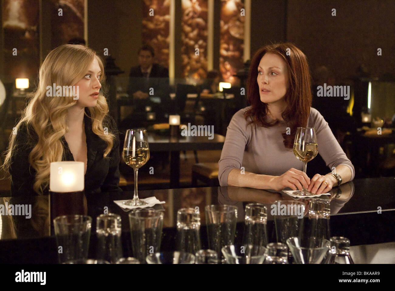 Chloe Year : 2009 - USA / Canada Director : Atom Egoyan Julianne Moore, Amanda Seyfried Stock ...