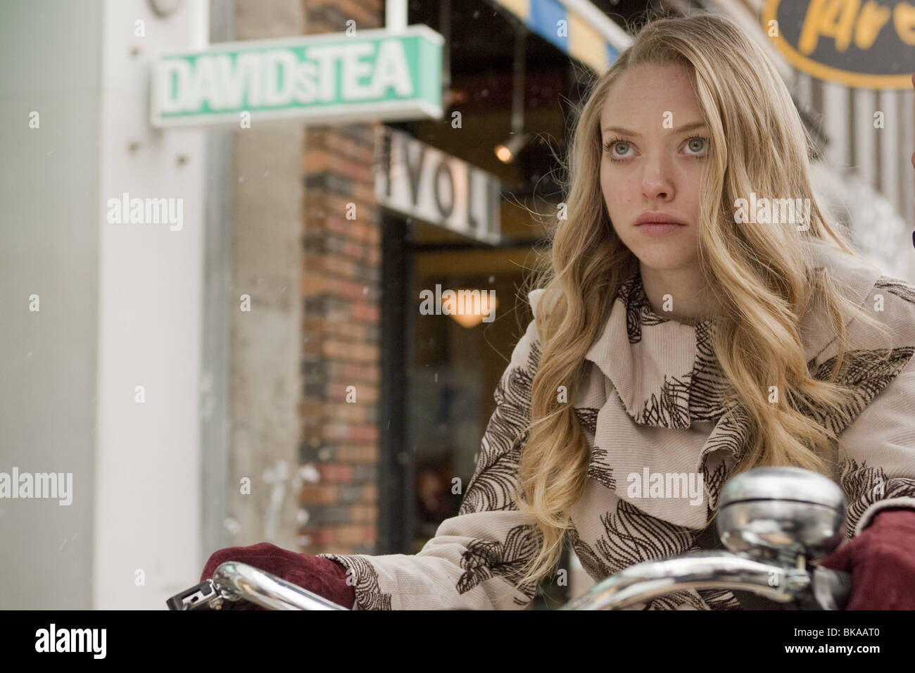 Chloe 2009 amanda seyfried hi-res stock photography and images - Alamy