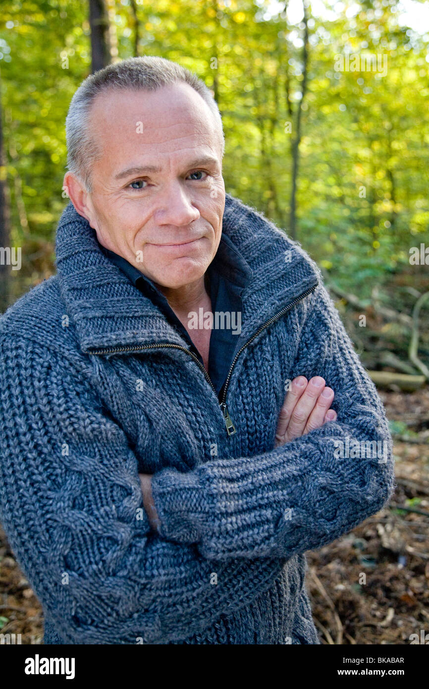 Men in the woods hi-res stock photography and images - Alamy