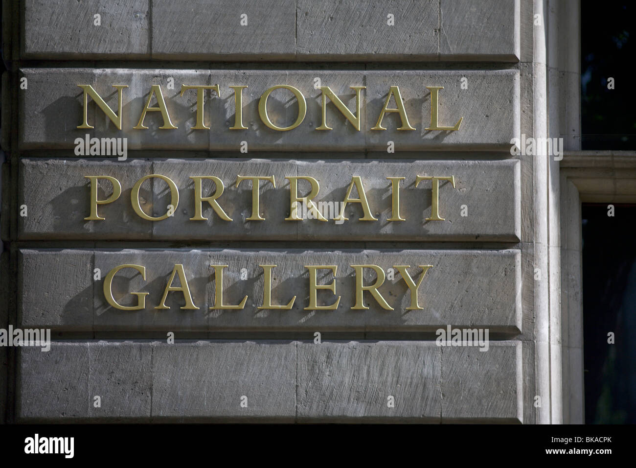 The national gallery sign hi-res stock photography and images - Alamy