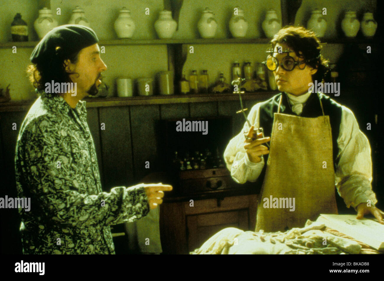 Sleepy hollow 1999 johnny depp hi-res stock photography and images - Alamy