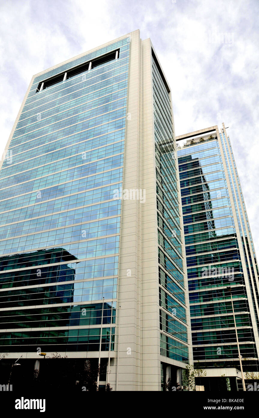 Santiago business district hi-res stock photography and images - Alamy