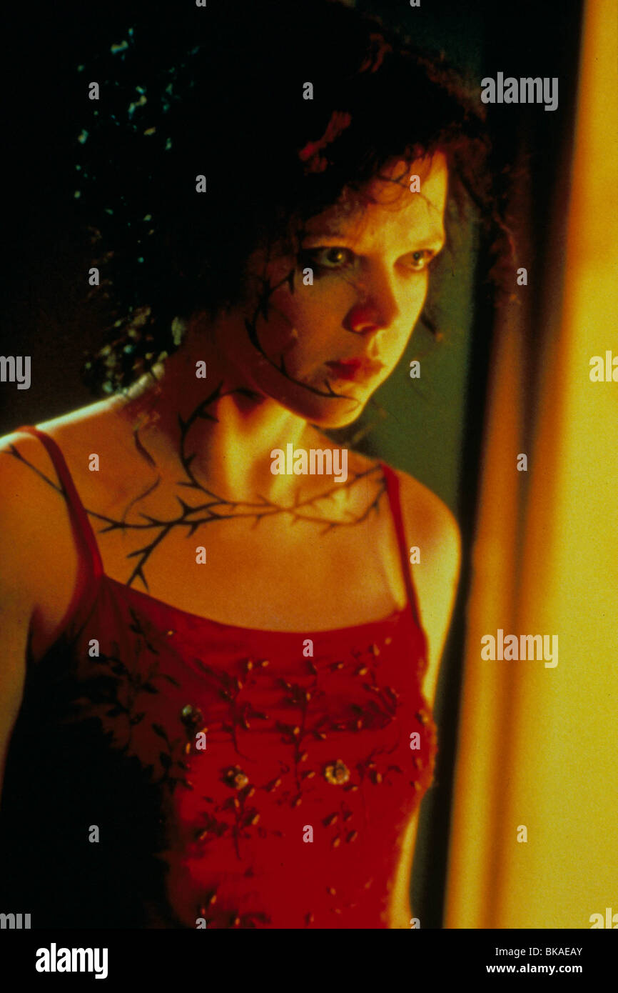 Emily Bergl Carrie 2