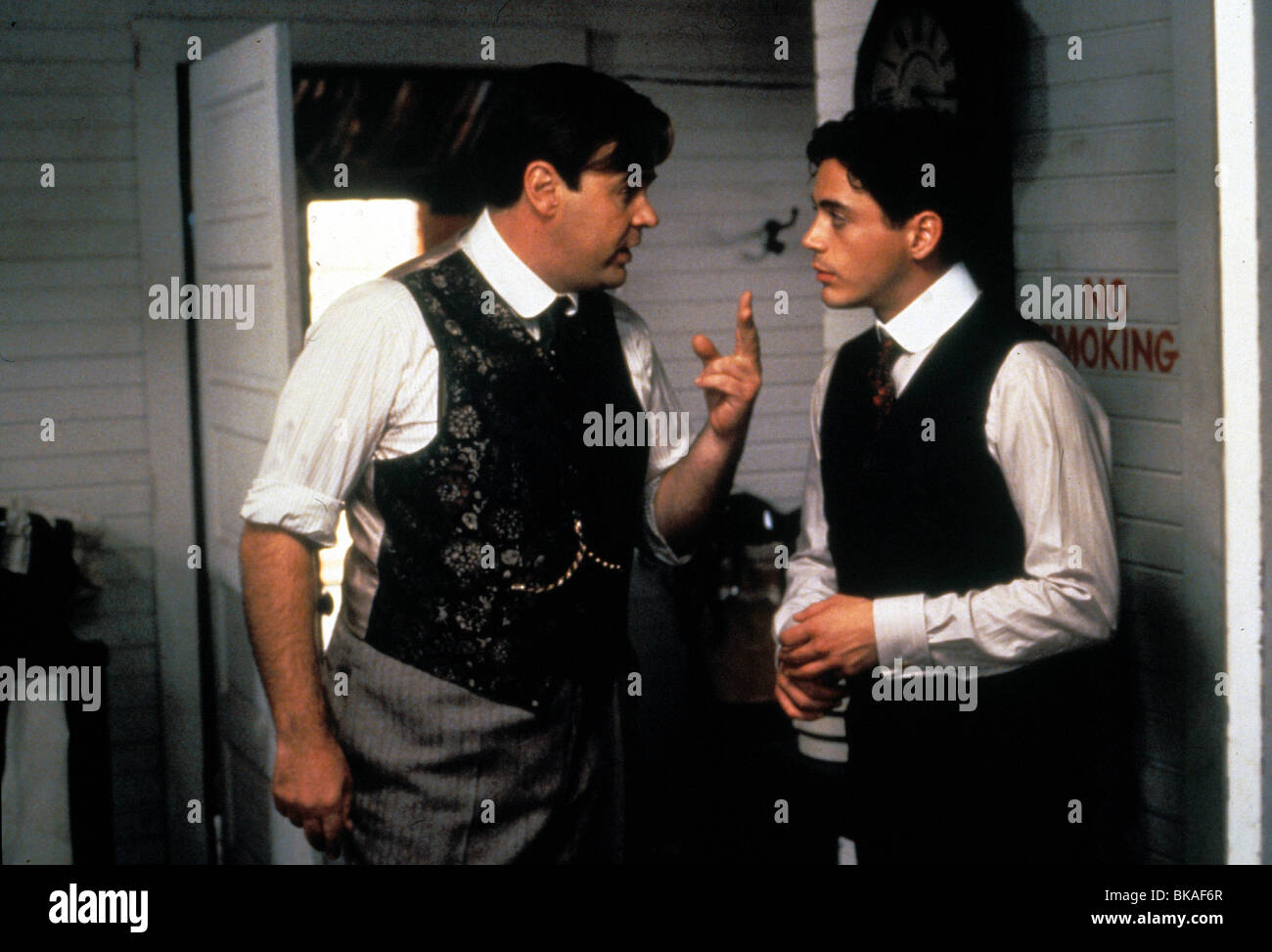 CHAPLIN (1992) DAN AYKROYD, ROBERT DOWNEY JR CCHP 075 Stock Photo - Alamy