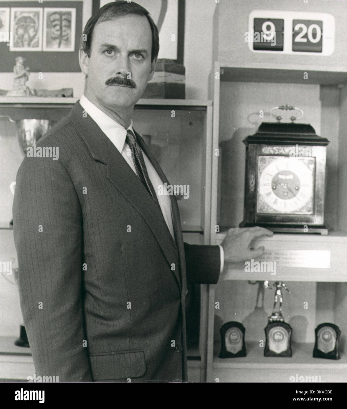 Clockwise hi-res stock photography and images - Alamy