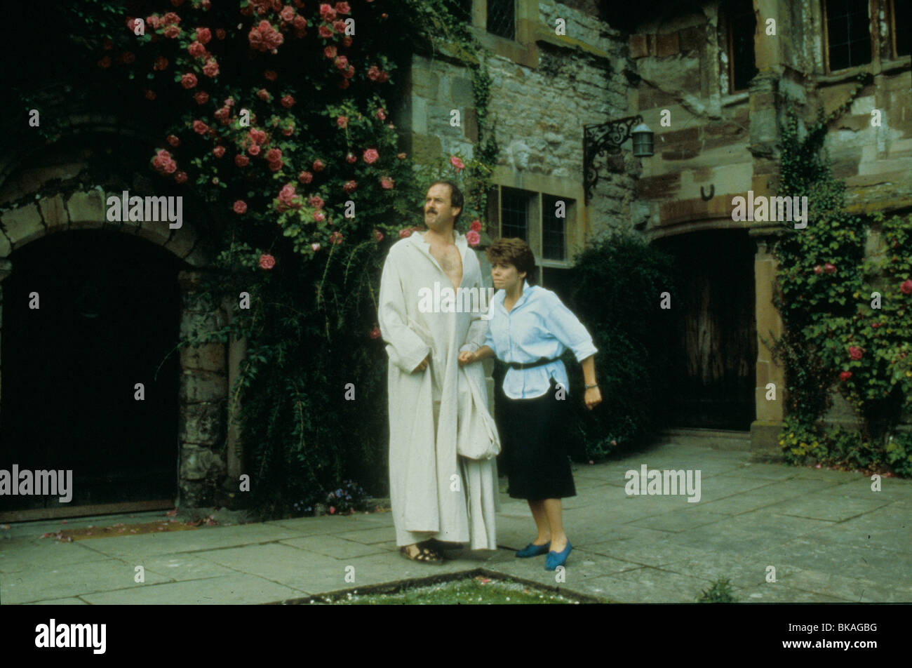 CLOCKWISE (1986) JOHN CLEESE, SHARON MAIDEN CKW 003 Stock Photo - Alamy