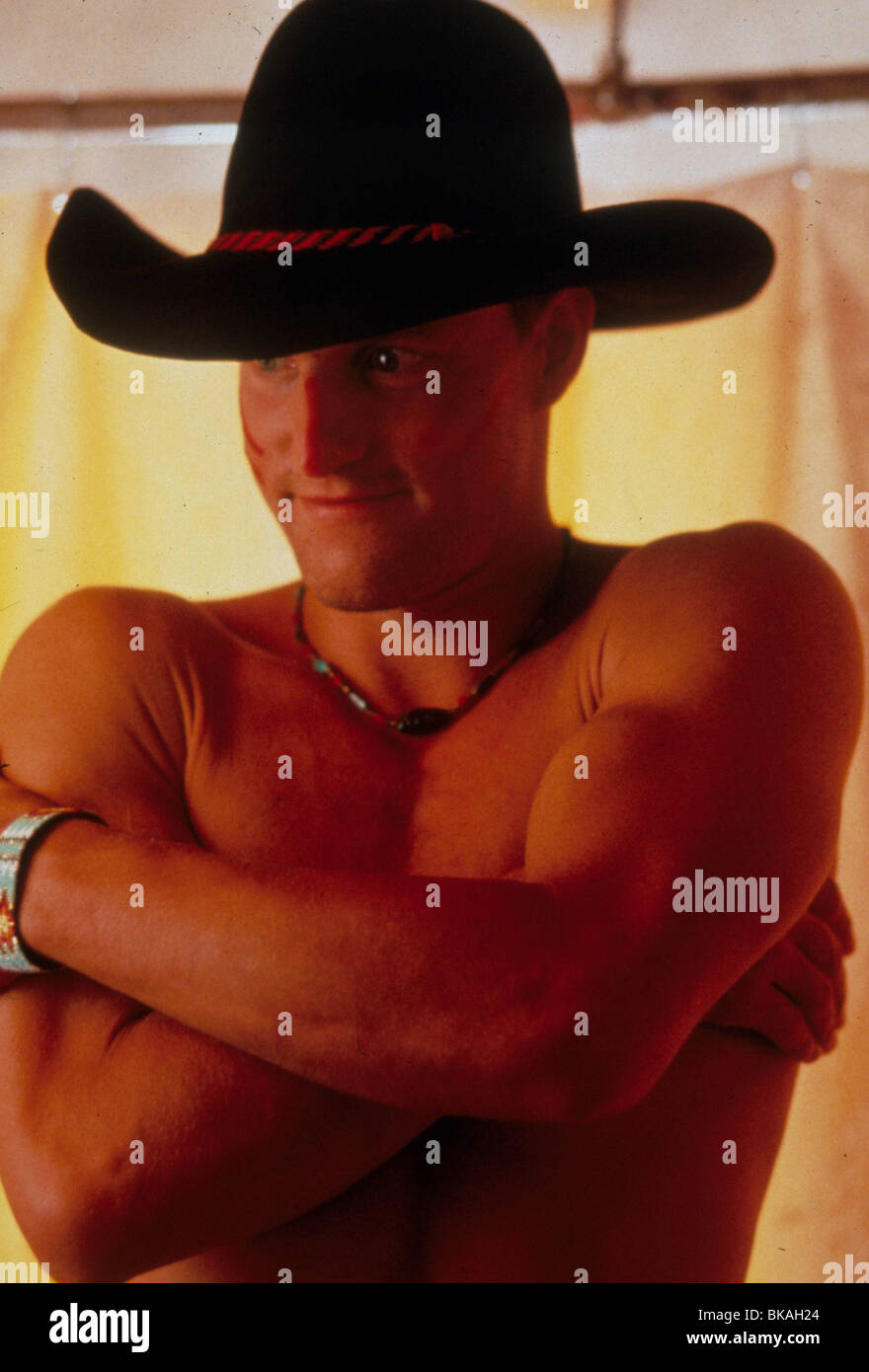 THE COWBOY WAY (1994) WOODY HARRELSON CWW 051 Stock Photo - Alamy