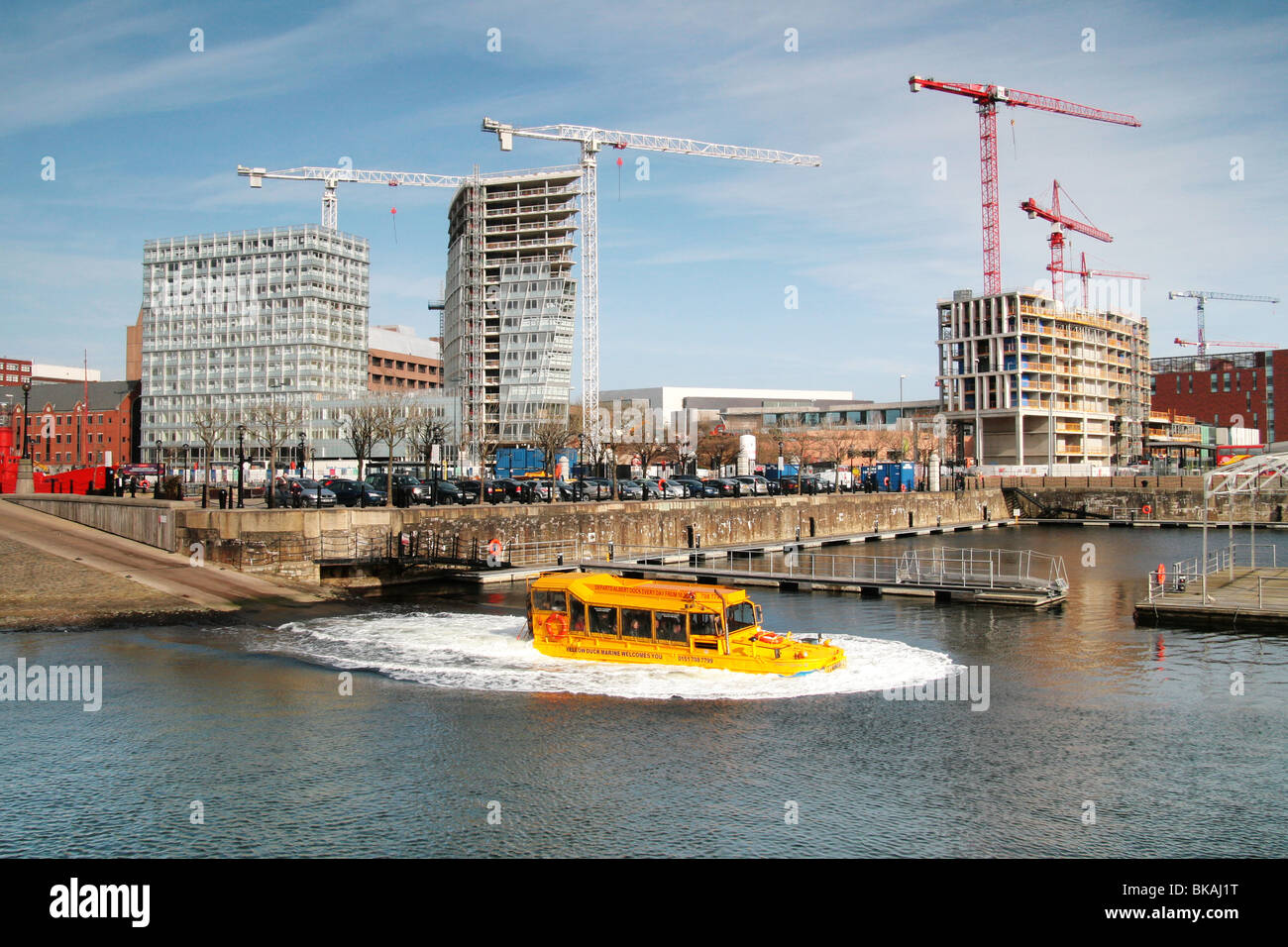 Yellow duckmarine hi-res stock photography and images - Alamy