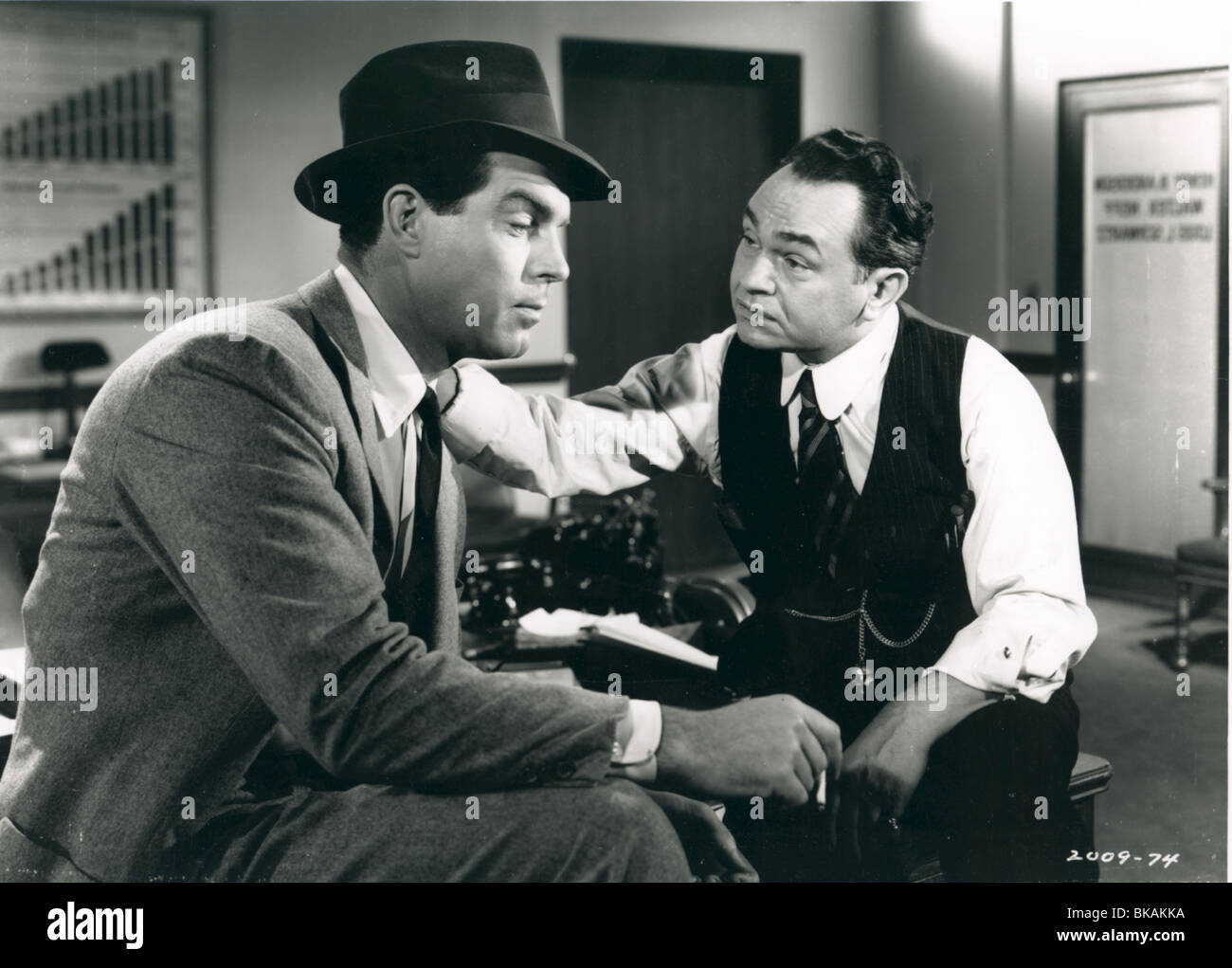 DOUBLE INDEMNITY (1944) FRED MACMURRAY, EDWARD G. ROBINSON DBI 002P ...