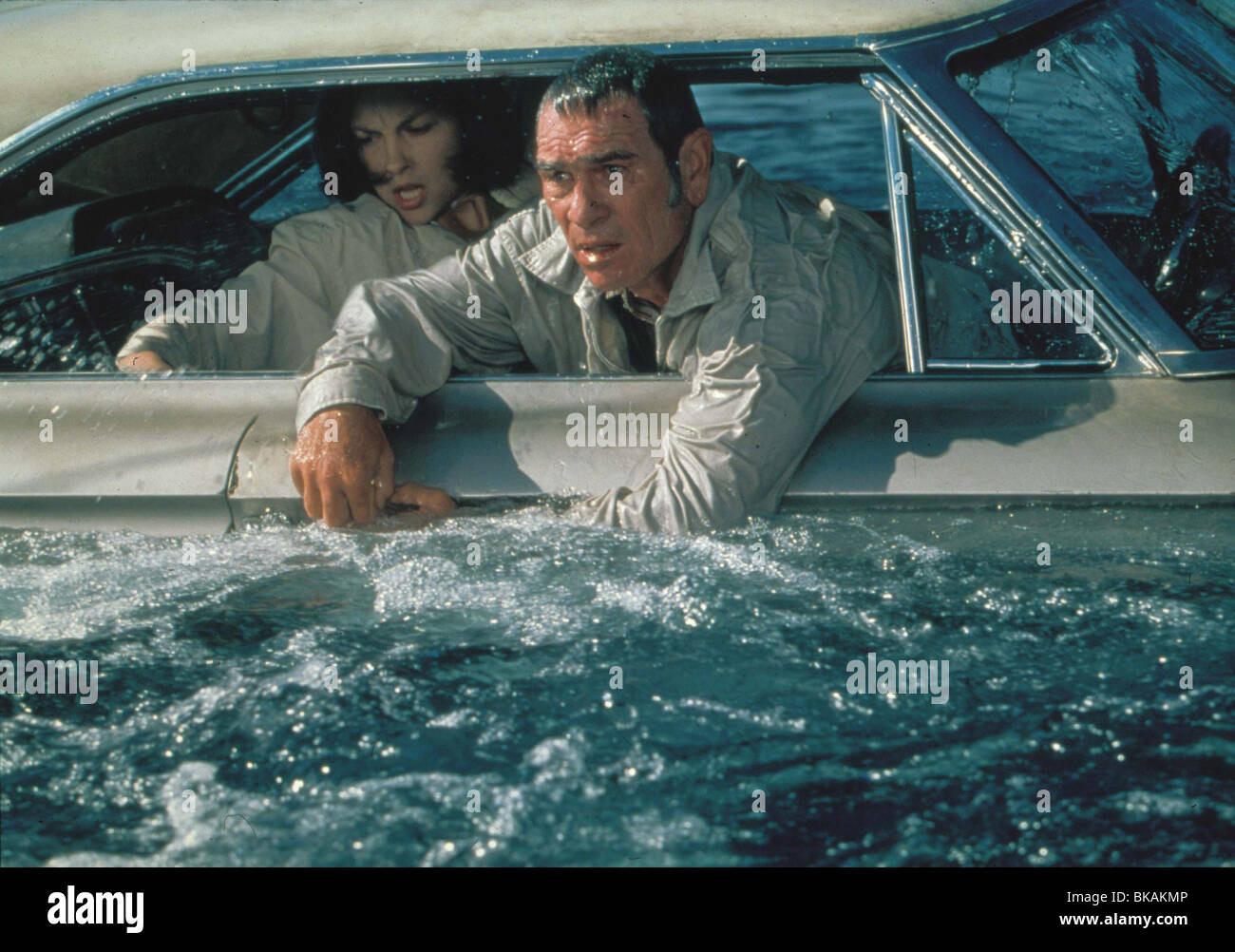 DOUBLE JEOPARDY (1999) ASHLEY JUDD, TOMMY LEE JONES DOJE 007 Stock ...