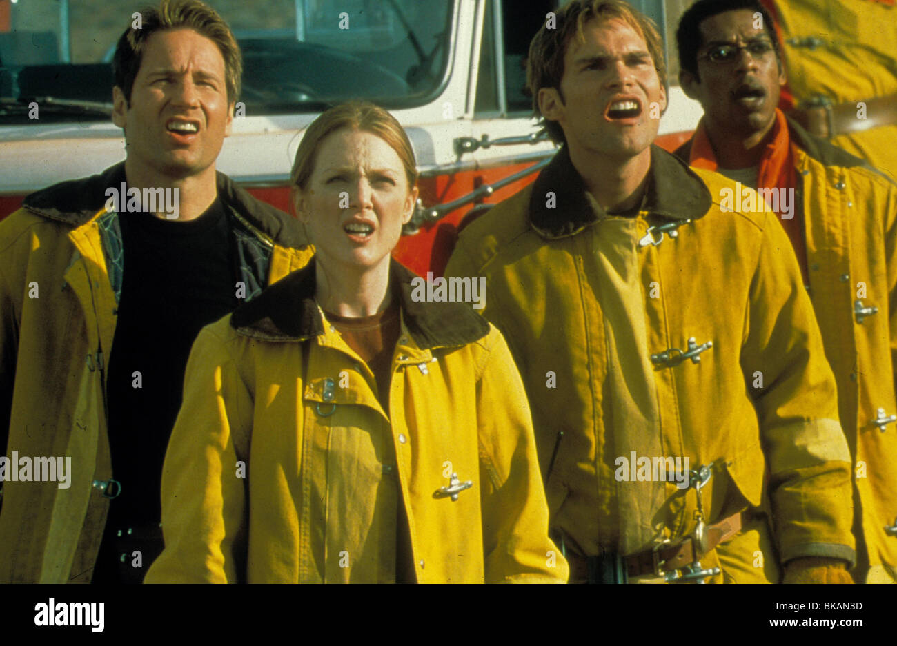 David duchovny julianne moore evolution hi-res stock photography and ...