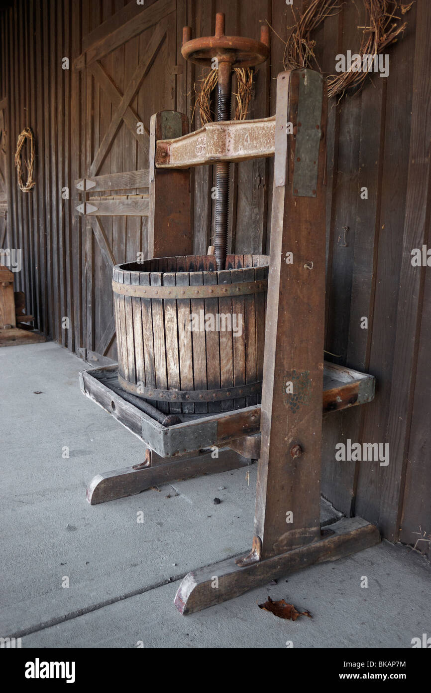 An antique grape press Stock Photo - Alamy