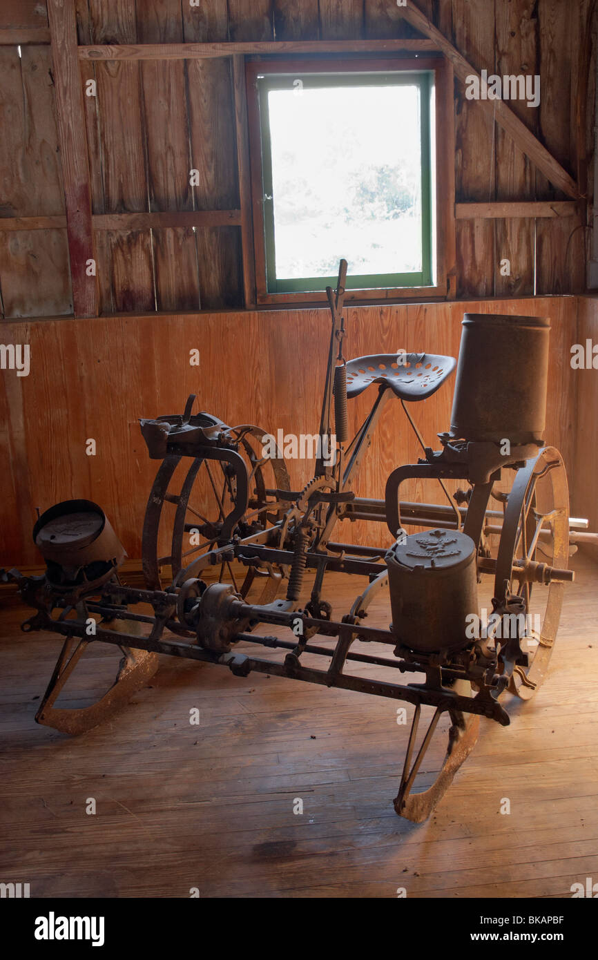 John deere plow historical hi-res stock photography and images - Alamy