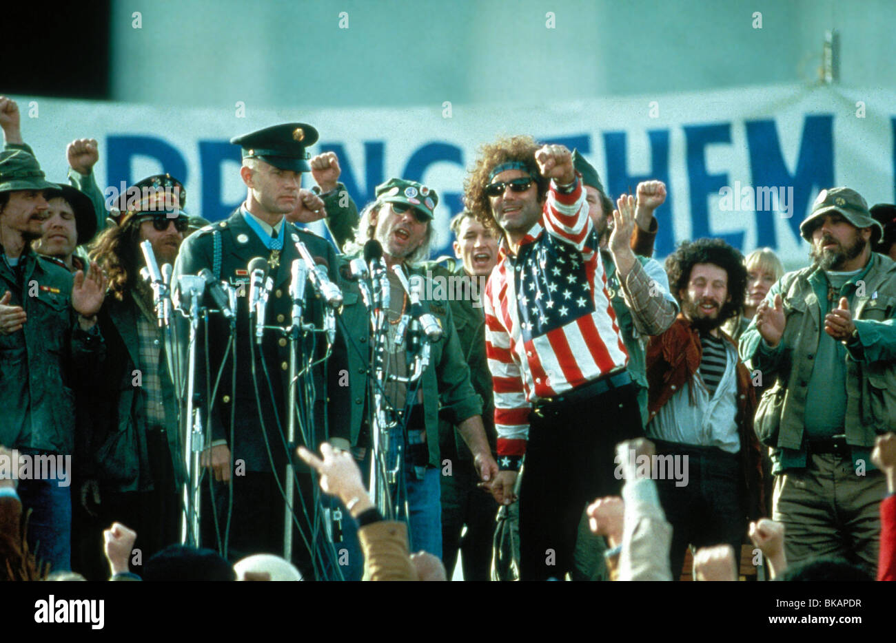 Tom hanks forrest gump movie hi-res stock photography and images - Alamy