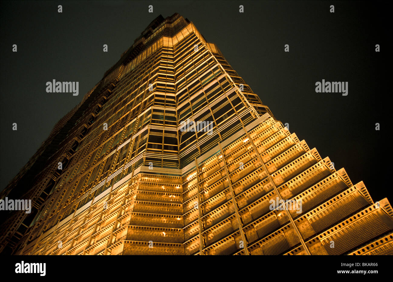 Third tallest tower in the world hi-res stock photography and images ...