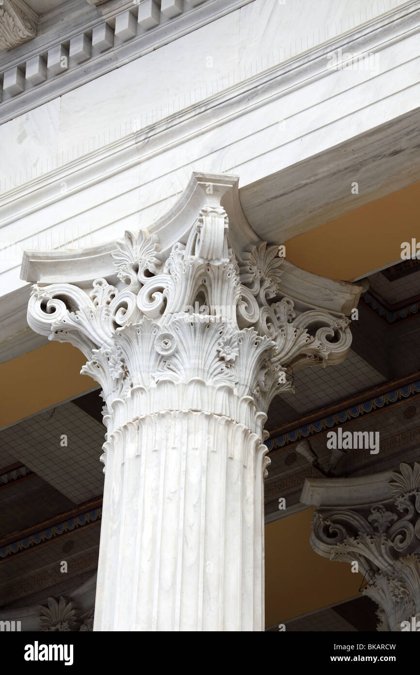 Solid column hi-res stock photography and images - Alamy