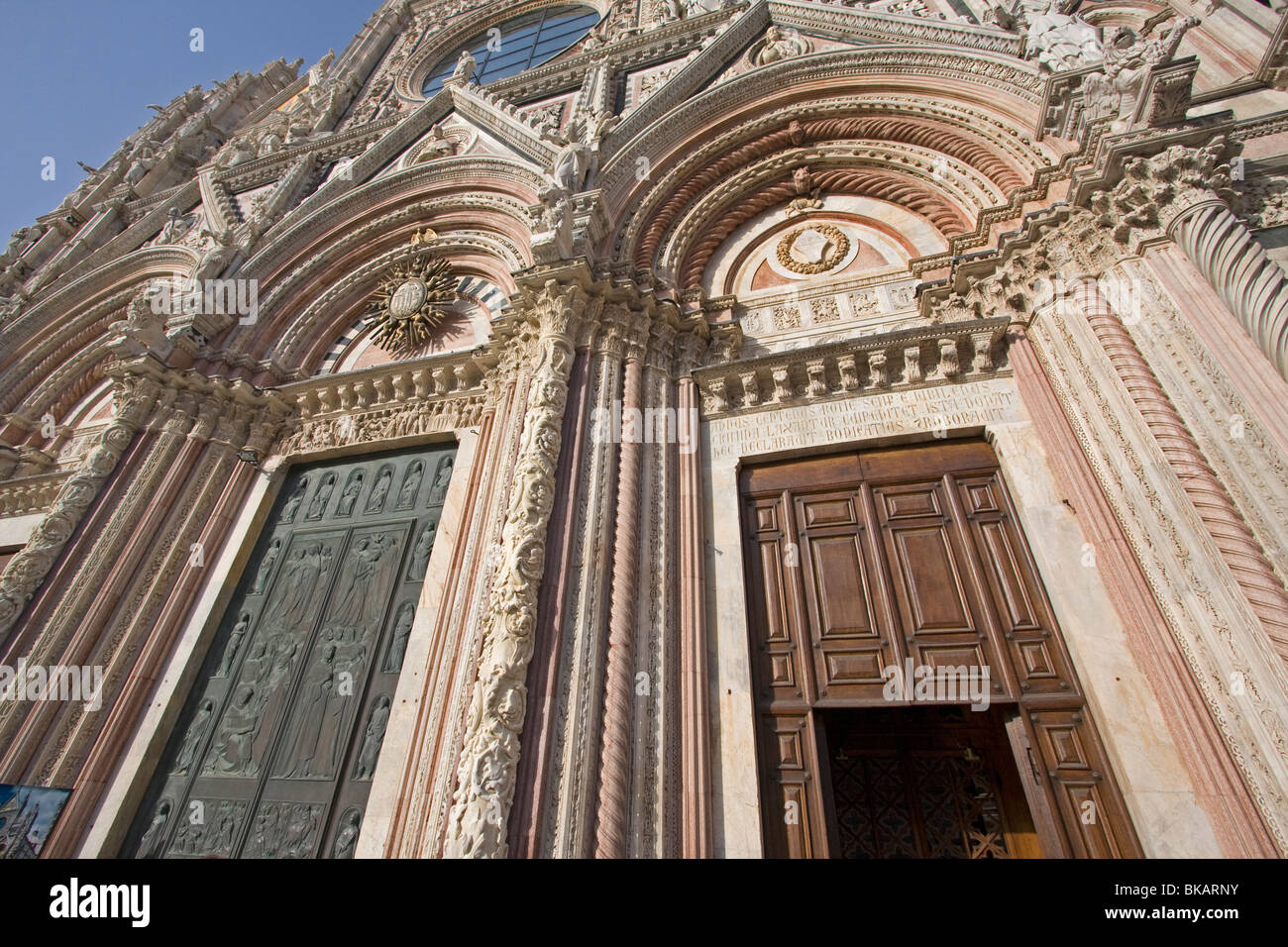 Front of cathedral in Siena, Italy Stock Photo - Alamy