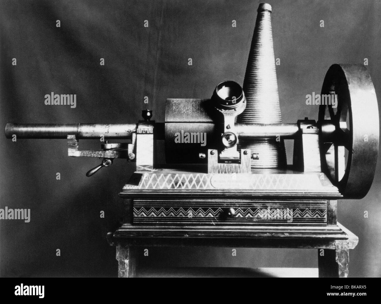 Phonograph rollers hi-res stock photography and images - Alamy