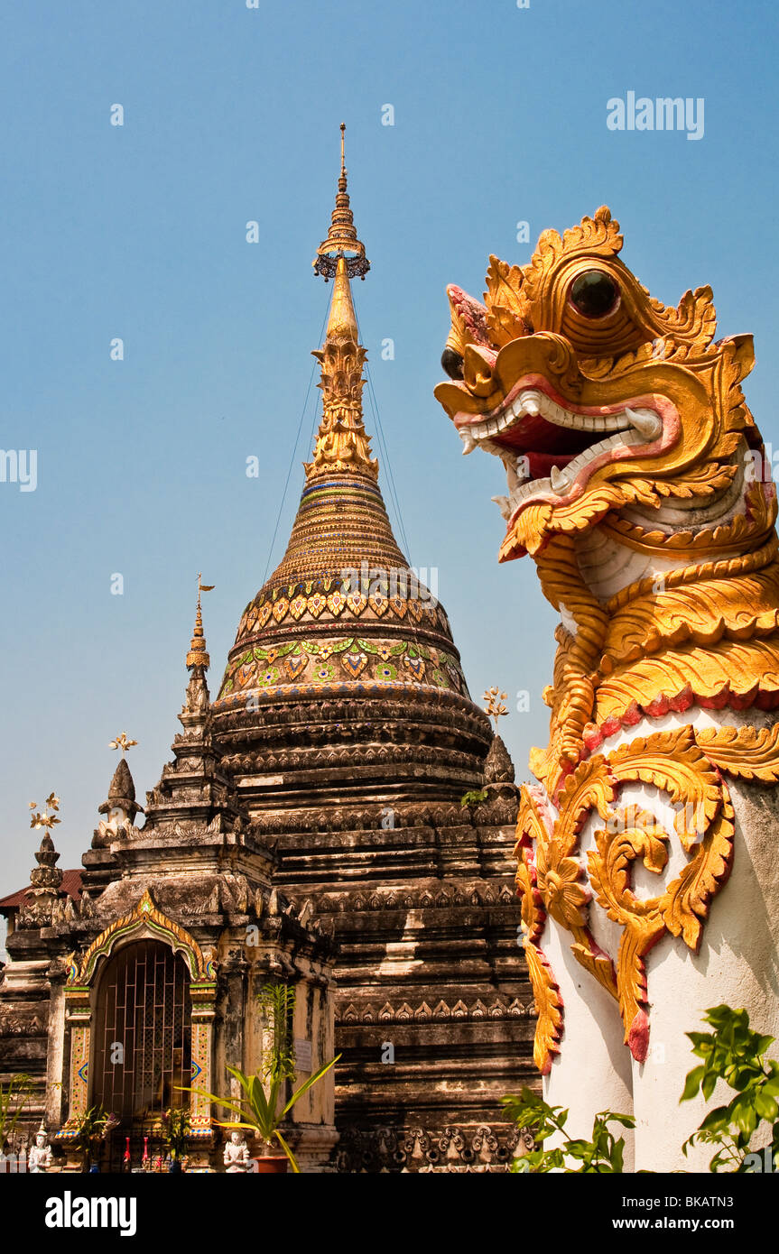 Wat Chetawan Buddhist temple, Chiang Mai, Thailand, with guardian ...