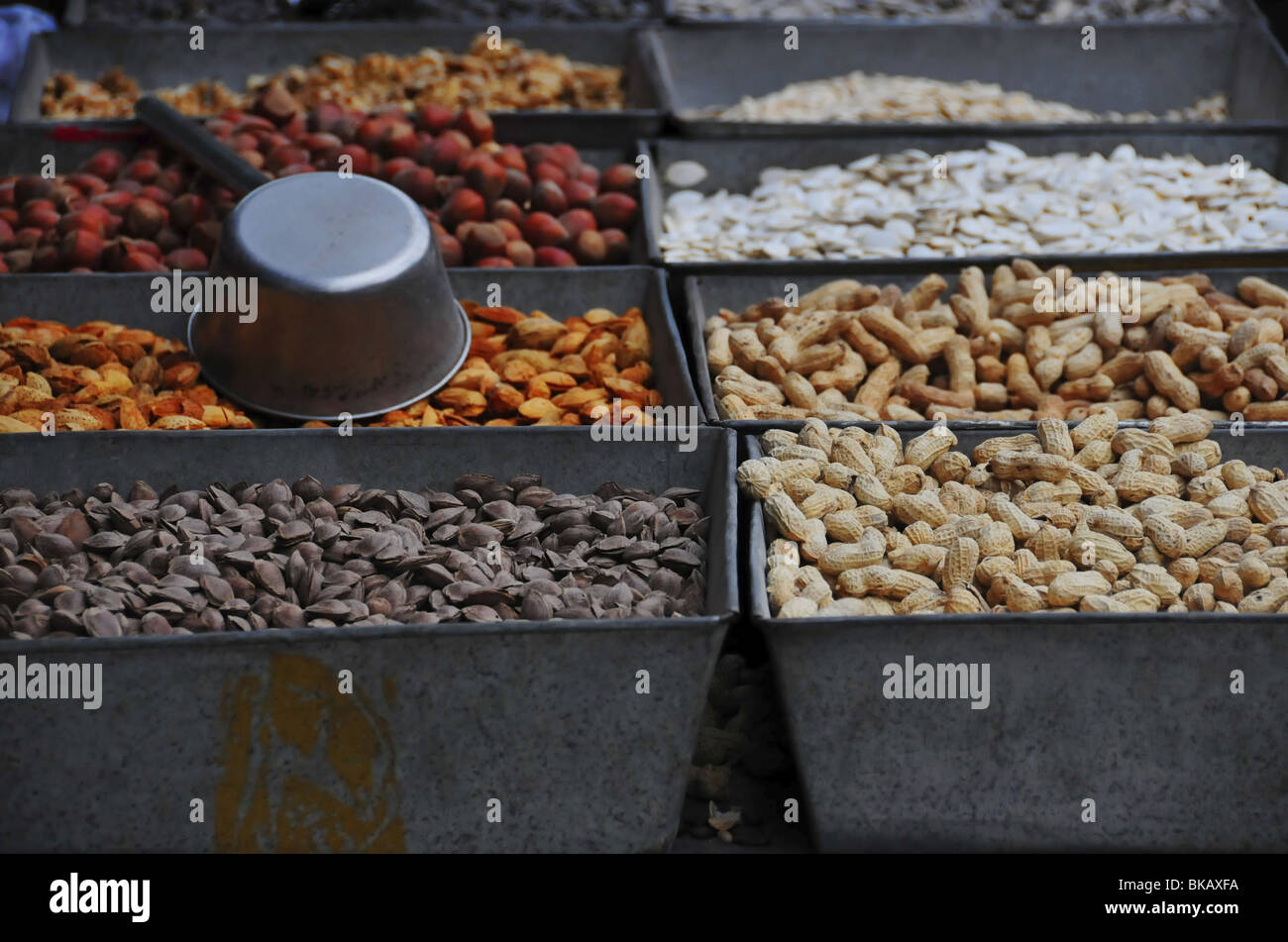 Market stall with different nuts hi-res stock photography and images ...