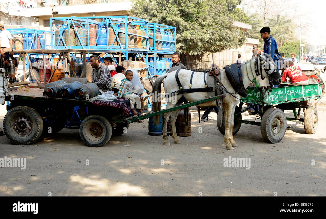 Zabbaleen people egypt recycle waste hi-res stock photography and ...