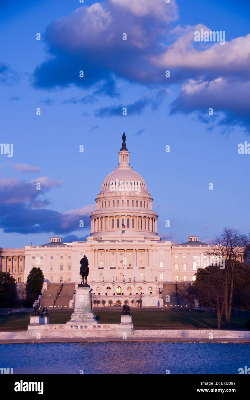 Capitol pool hi-res stock photography and images - Alamy