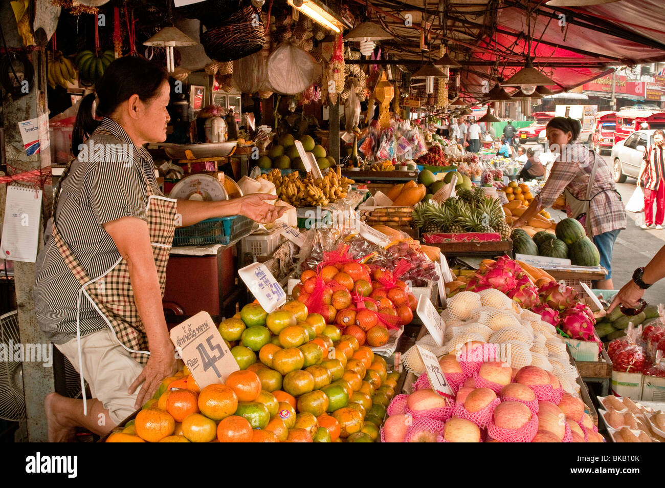 Chiang mai ping market hi-res stock photography and images - Alamy