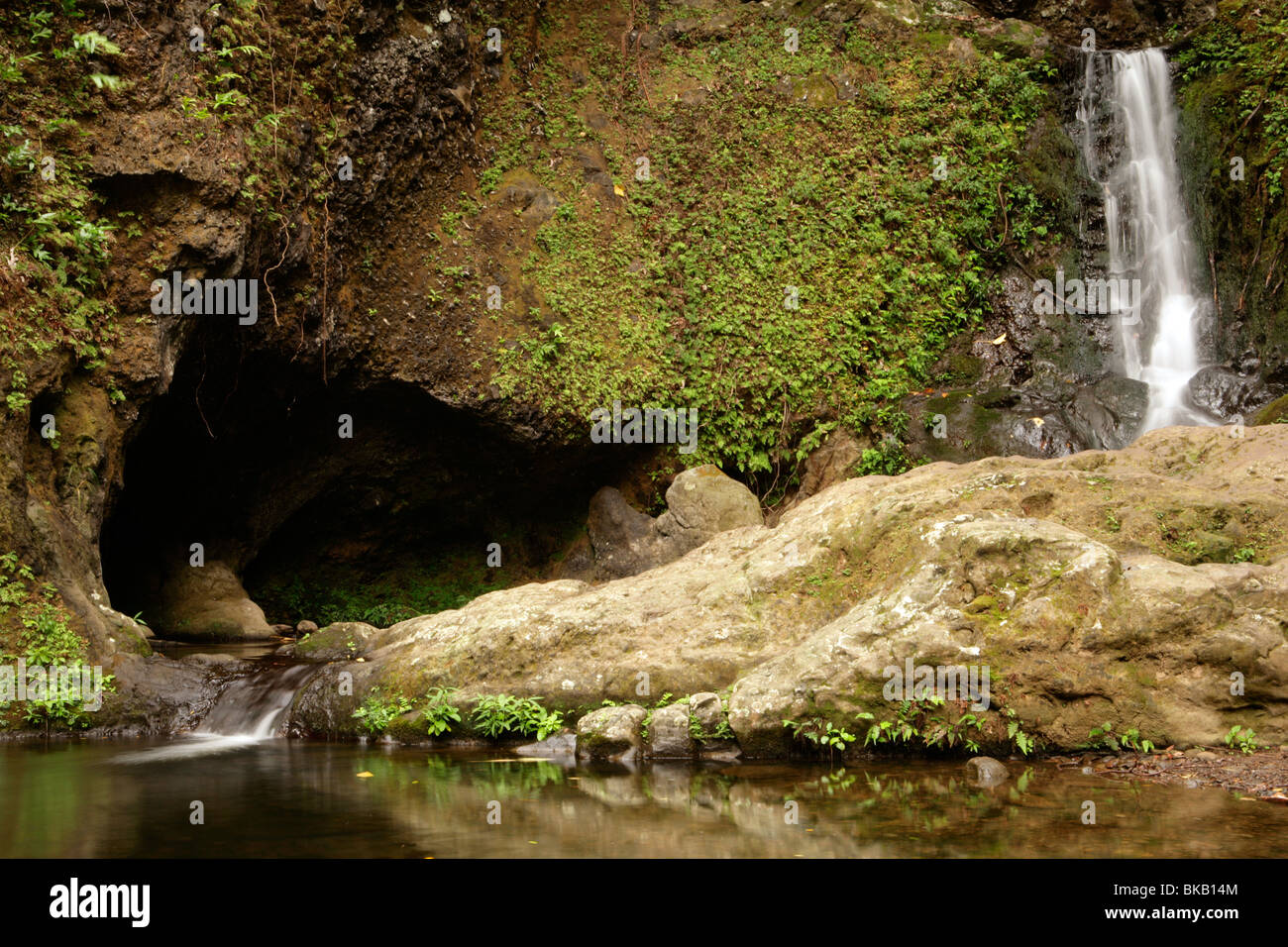 Hidden paradise hi-res stock photography and images - Alamy