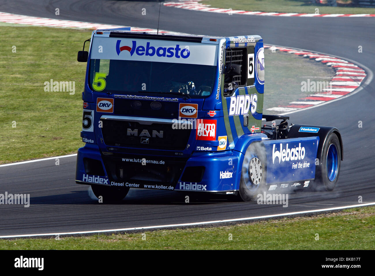 Man tgs hi-res stock photography and images - Alamy