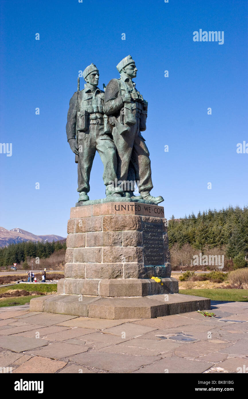 Commando memorial statue hi-res stock photography and images - Alamy