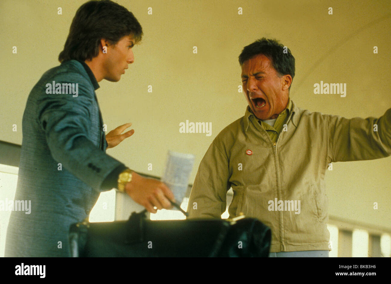 RAIN MAN (1988) TOM CRUISE, DUSTIN HOFFMAN RRAM 070 Stock Photo - Alamy