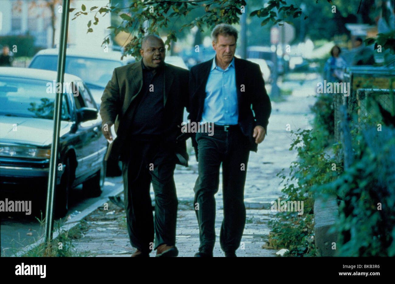 RANDOM HEARTS (1999) CHARLES DUTTON, HARRISON FORD RAHE 006 Stock Photo ...