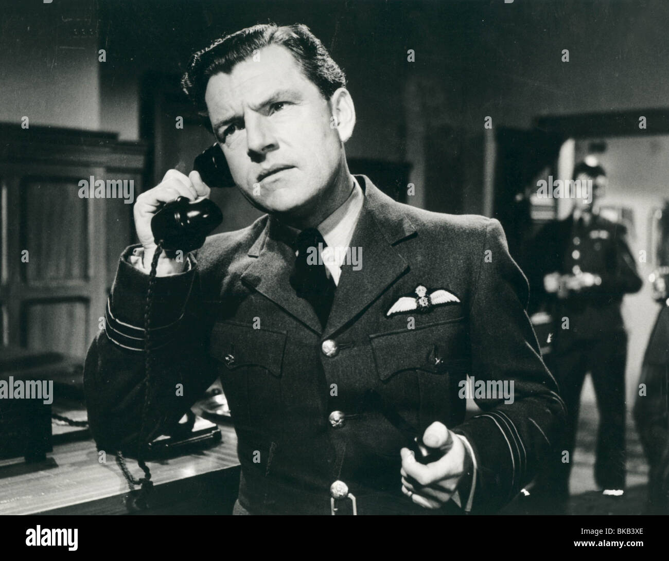 REACH FOR THE SKY (1956) KENNETH MORE RSKY 001P Stock Photo - Alamy