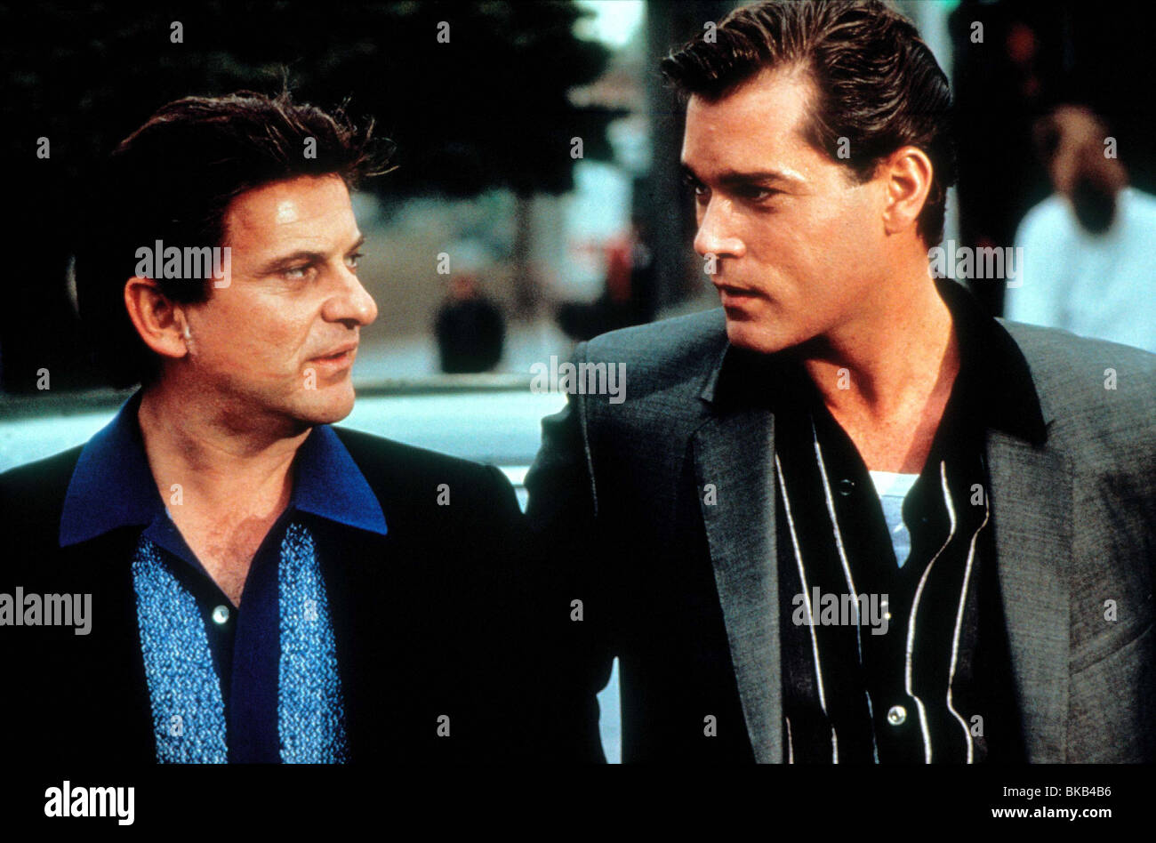 GOODFELLAS (1990) JOE PESCI, RAY LIOTTA GGDF 094 Stock Photo - Alamy