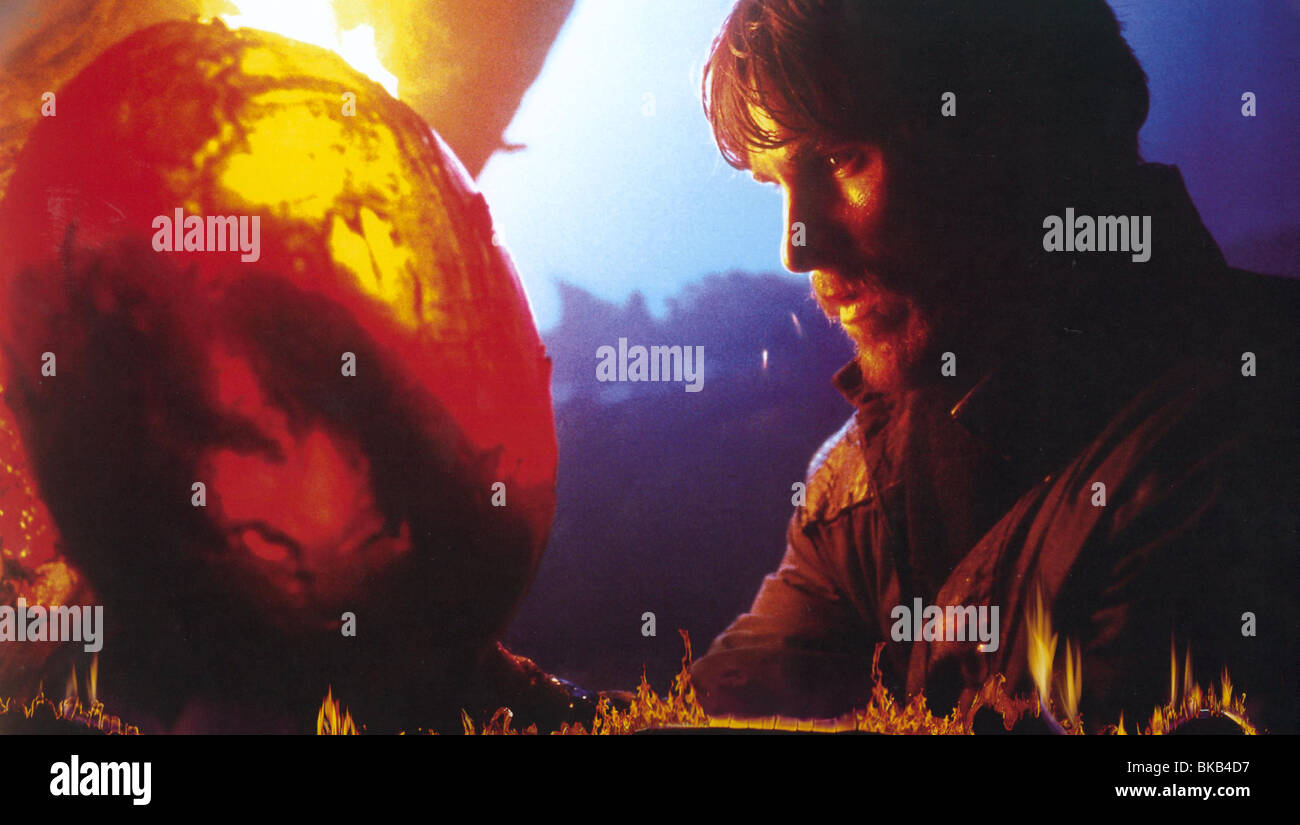 Reign of fire christian bale hi-res stock photography and images - Alamy