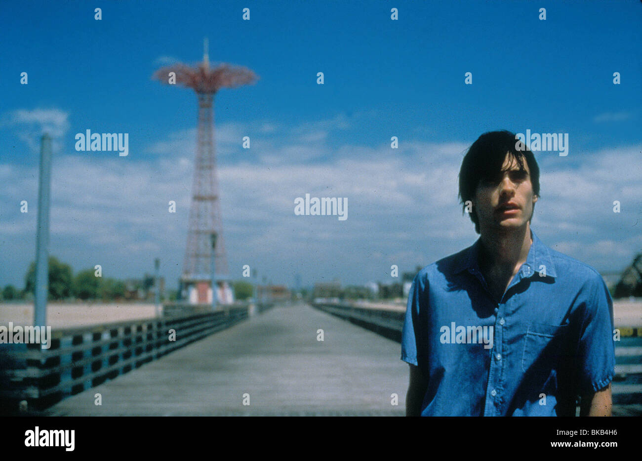 REQUIEM FOR A DREAM (2000) JARED LETO REQU 065 Stock Photo - Alamy