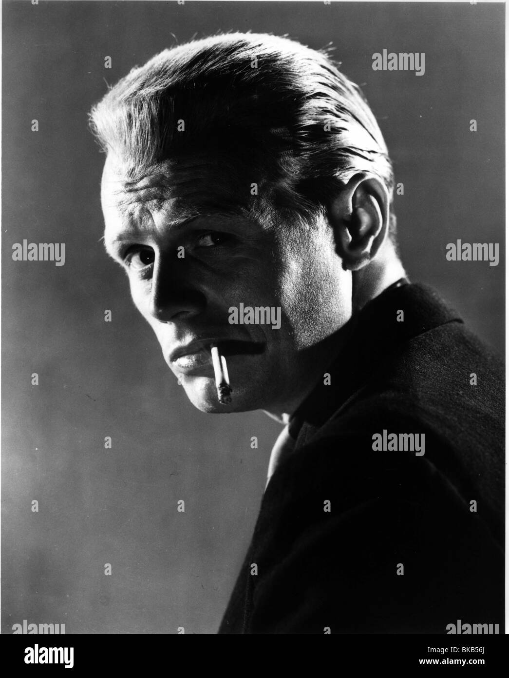 Richard widmark hi-res stock photography and images - Alamy