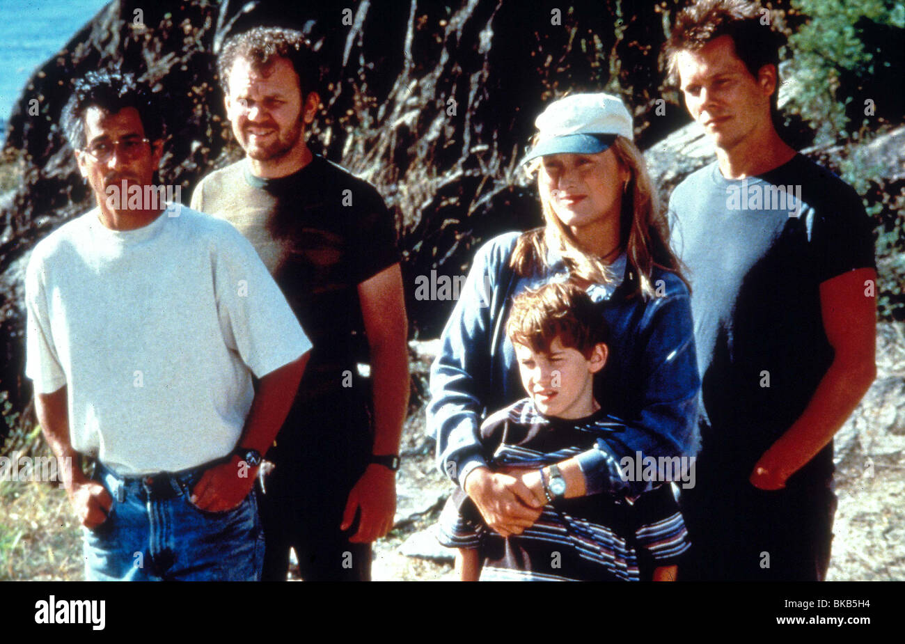 THE RIVER WILD (1994) DAVID STRATHAIRN, JOHN C REILLY, JOSEPH MAZZELLO ...