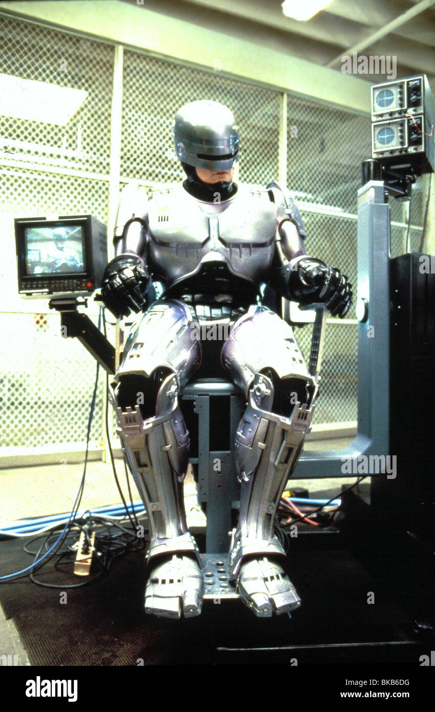 Robocop 1987 hi-res stock photography and images - Alamy
